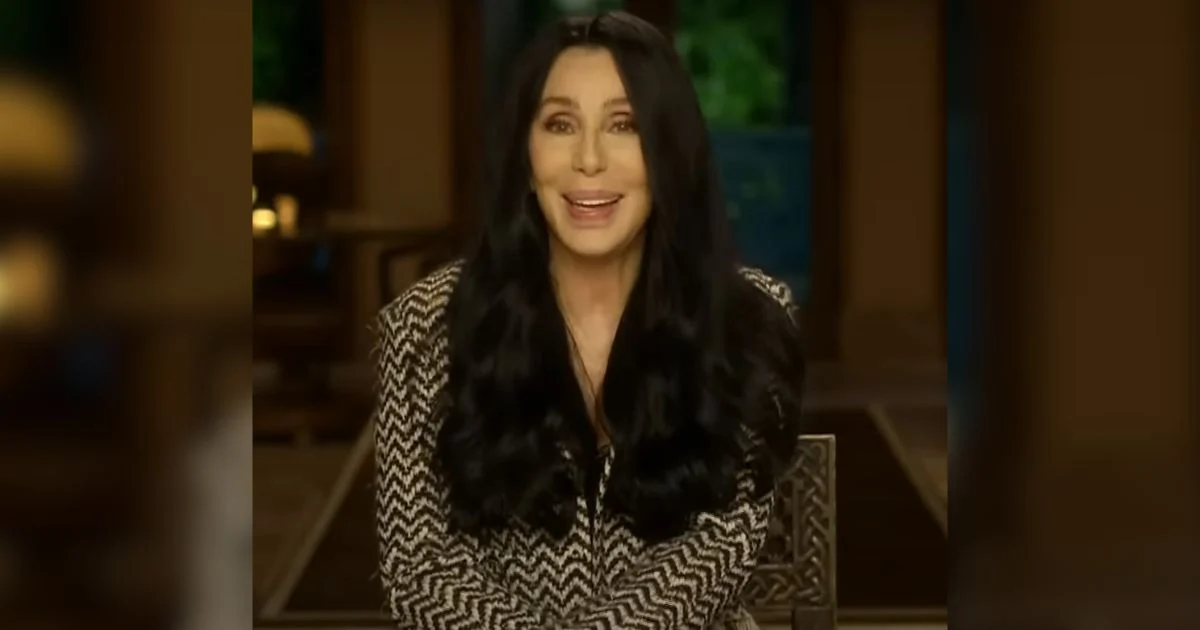 Famous Singer CHER Prefers to Wear Jeans and Long Hair Even When She ...